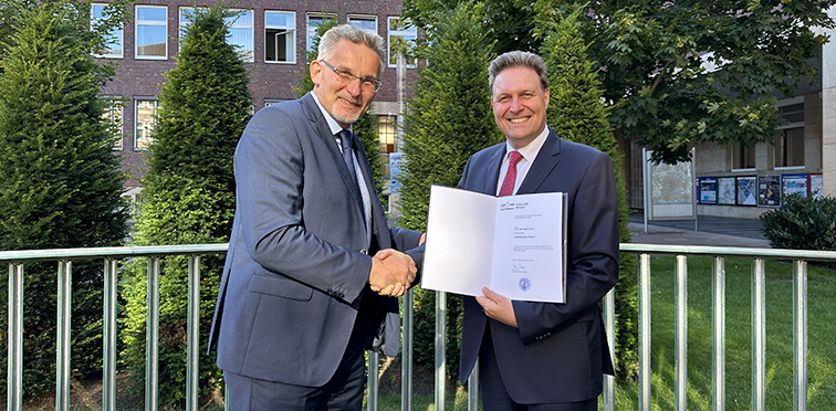 PD Dr. Volker Heinke zum außerplanmäßigen Professor ernannt ...